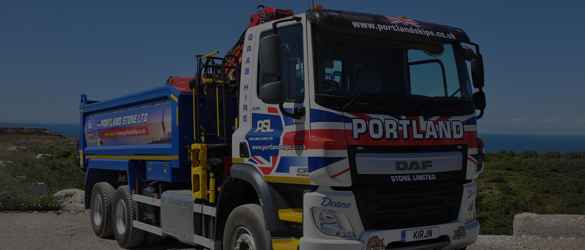 Order Skips, Aggregates, Bags and Grabs Online - Portland Stone